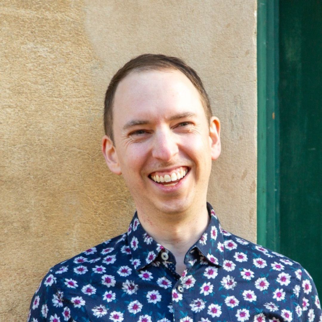 Hello, I’m Michael Walter